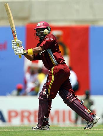 Ramnaresh Sarwan played a lone hand for West Indies | ESPNcricinfo.com