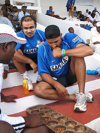 A game of Warri | ESPNcricinfo