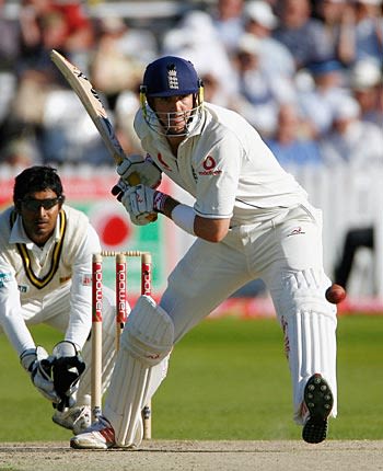 Kevin Pietersen is favourite to be England's top series runscorer ...