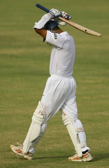 Rahul Dravid shows his disappointment after being dismissed for 49 ...