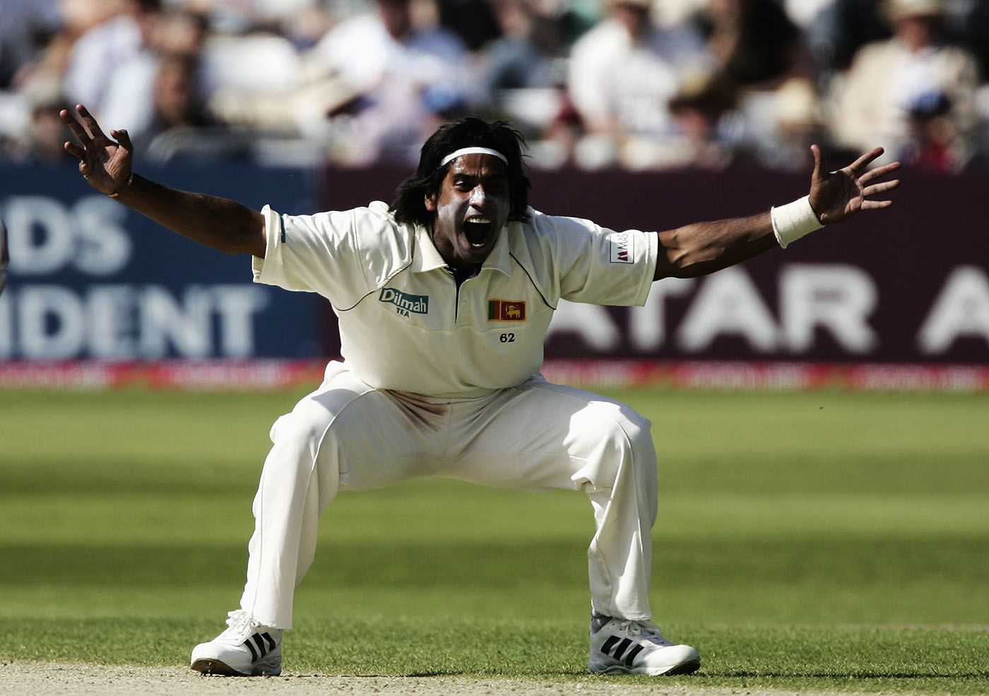 Chaminda Vaas roars a throaty appeal | ESPNcricinfo.com