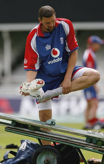 Steve Harmison during the England net session | ESPNcricinfo.com