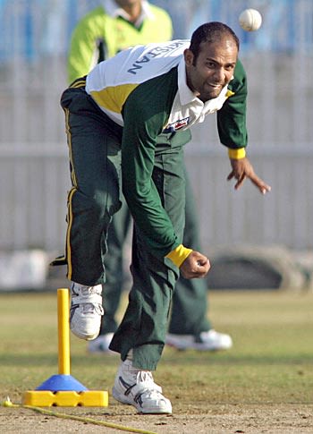 Rana Naved-ul-Hasan goes through his paces during a practice session at ...