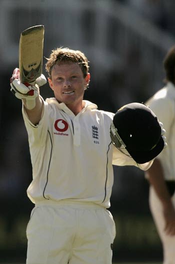 Ian Bell celebrates his third Test century | ESPNcricinfo.com