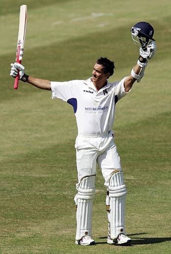 Mark Wagh celebrates his century | ESPNcricinfo.com