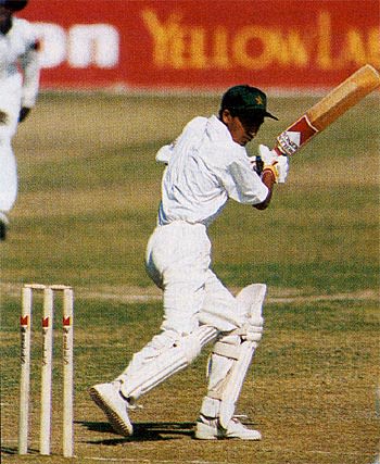 Hasan Raza batting on debut when it was claimed he was 14 ...
