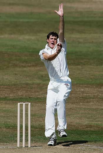 Andrew Miller roars into bowl | ESPNcricinfo.com