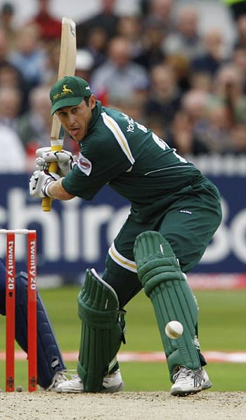 David Hussey prepares to launch one of his four sixes | ESPNcricinfo.com