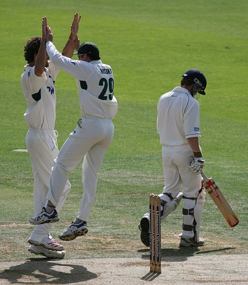 Charlie Shreck celebrates dismissing Eoin Morgan | ESPNcricinfo.com