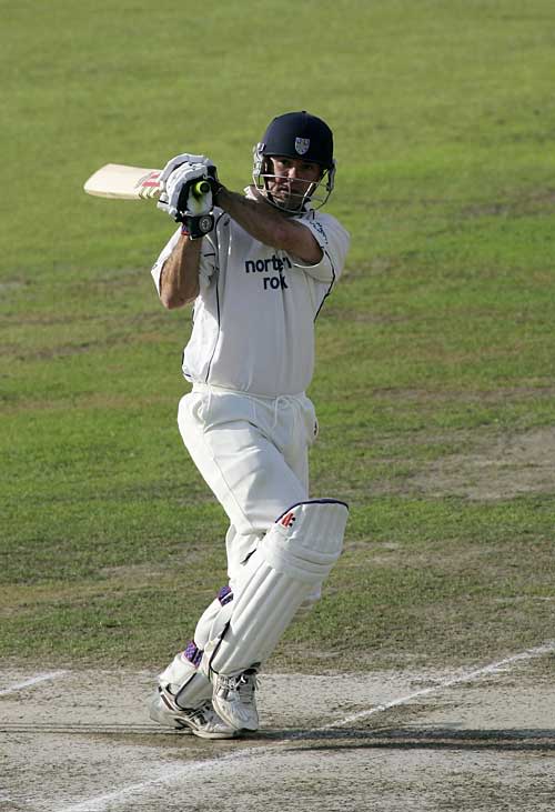 Jimmy Maher pulls during his 95 | ESPNcricinfo.com
