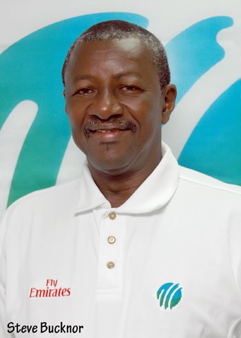 Steve Bucknor - ICC Portrait 2006 | ESPNcricinfo.com