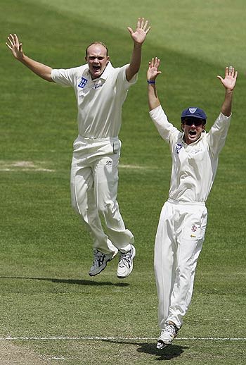 Doug Bollinger roars an appeal | ESPNcricinfo.com