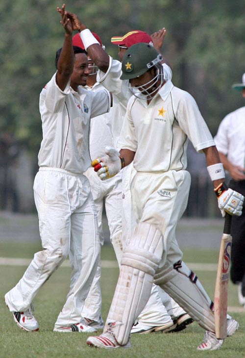 Dave Mohammed celebrates dismissing Yasir Hameed | ESPNcricinfo.com