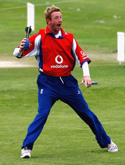 An animated Paul Collingwood during an England net session | ESPNcricinfo.com
