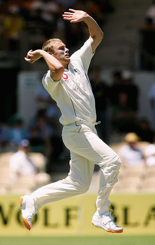Andrew Flintoff prepares to let loose another delivery | ESPNcricinfo.com