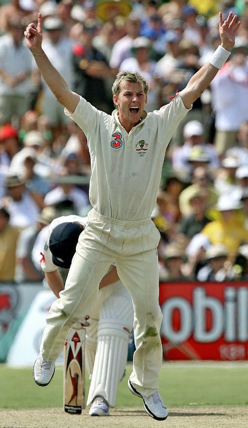 More in hope than expectation: Brett Lee appeal for lbw against Ian ...