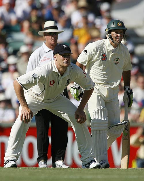 Andrew Flintoff and Ricky Ponting watch the ball closely | ESPNcricinfo.com