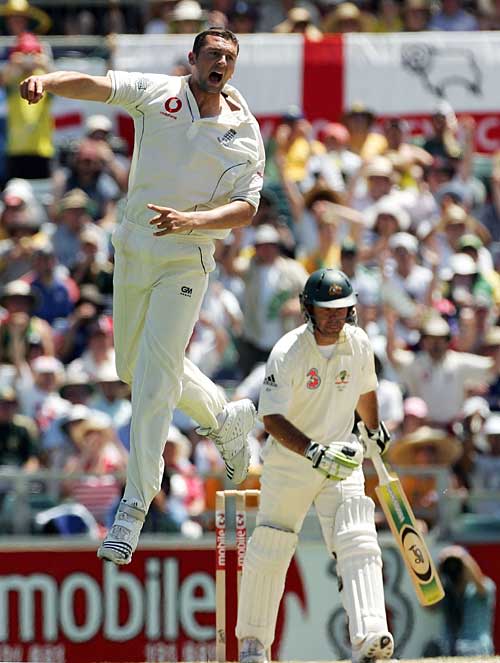 Ricky Ponting is caught behind off Harmison for 75 | ESPNcricinfo.com