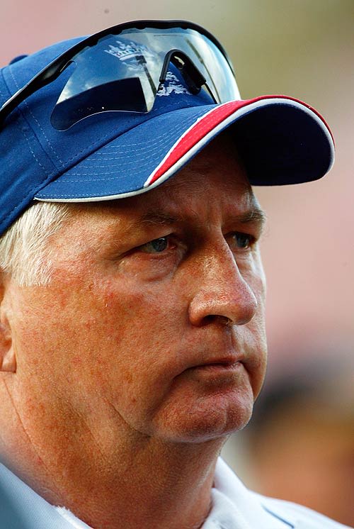Duncan Fletcher faces up to a television interview after England lost ...