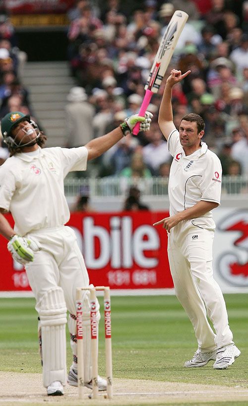 Andrew Symonds is furious with himself after falling to Steve Harmison ...