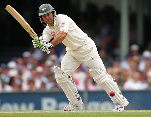 Ricky Ponting flicks one off his legs | ESPNcricinfo.com
