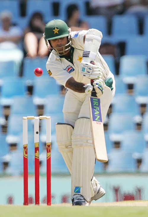 Rana Naved-ul-Hasan provided some late-order blows for Pakistan ...