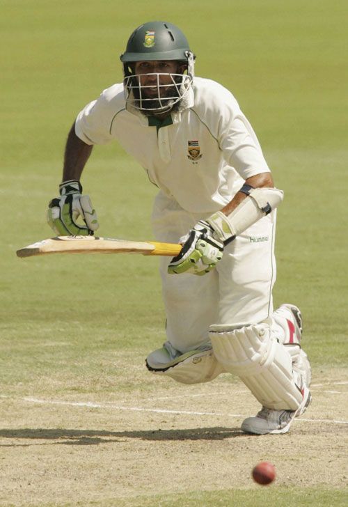 Hashim Amla sets off for a single | ESPNcricinfo.com