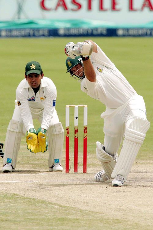 Jacques Kallis smites through the off-side | ESPNcricinfo.com
