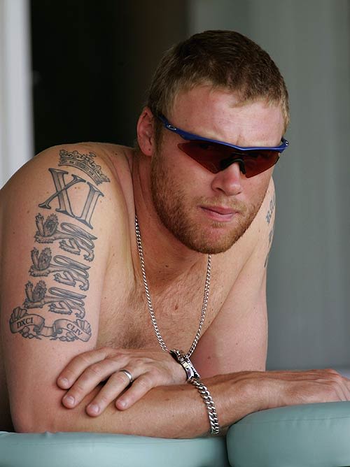 Andrew Flintoff looks for relief from the heat | ESPNcricinfo.com