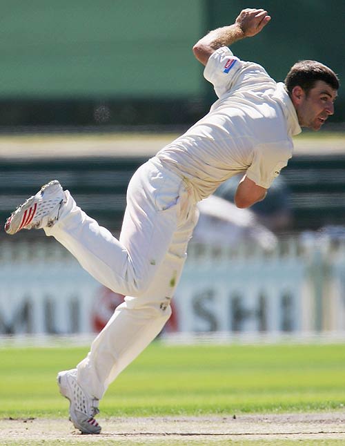 David Bandy sends down a delivery | ESPNcricinfo.com