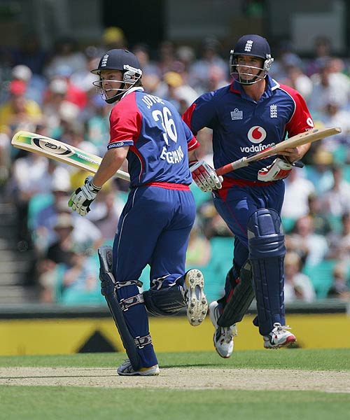 Ed Joyce and Mal Loye got England away to a good start | ESPNcricinfo.com
