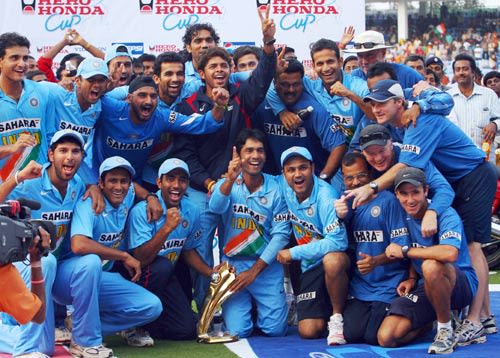 The victorious Indian team after the series win | ESPNcricinfo.com