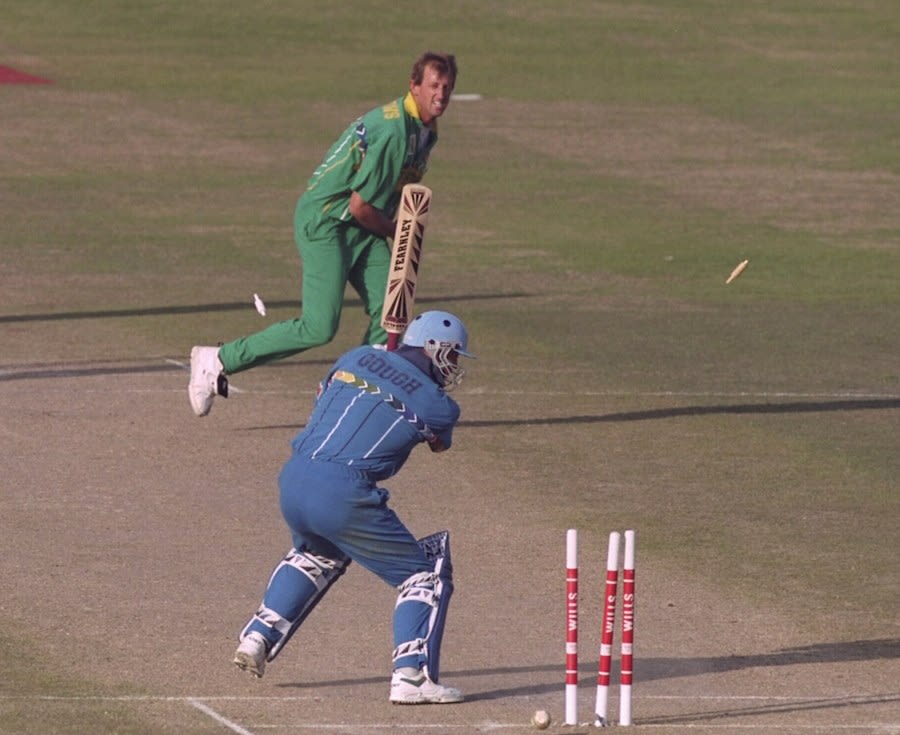Craig Matthews bowls Darren Gough | ESPNcricinfo.com