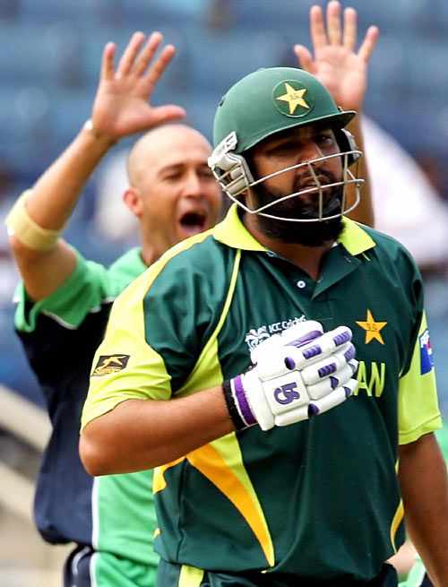 And another for Andre Botha, removing Inzamam-ul-Haq | ESPNcricinfo.com