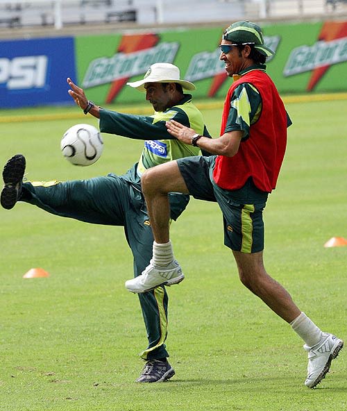 Younis' love for football and squash | ESPNcricinfo