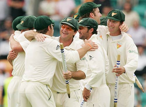 Dan Marsh and his team celebrate their maiden Pura Cup title ...