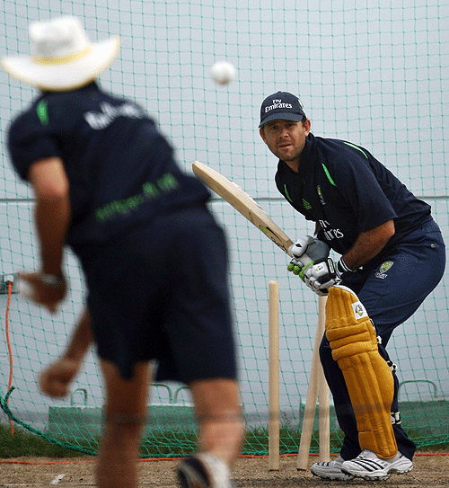 Ricky Ponting gets some batting practice | ESPNcricinfo.com