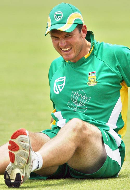 Graeme Smith relaxes during a training session | ESPNcricinfo.com