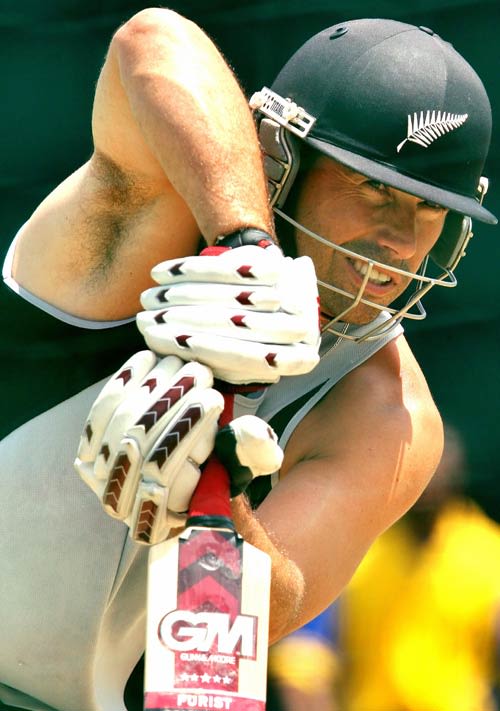 Stephen Fleming fine-tunes his batting at the National Stadium nets ...