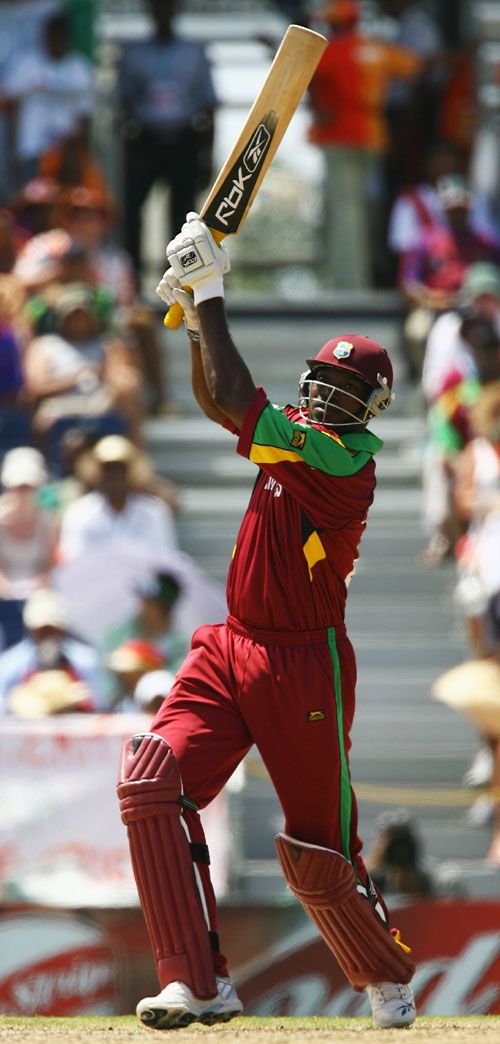 Chris Gayle smacks a straight six | ESPNcricinfo.com