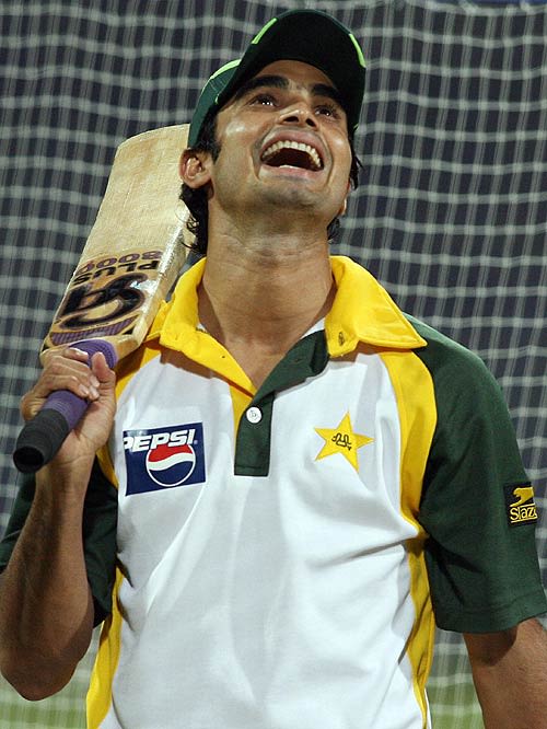Imran Nazir in the nets | ESPNcricinfo.com