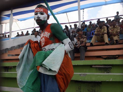 An Indian fan shows his support in no uncertain terms | ESPNcricinfo.com