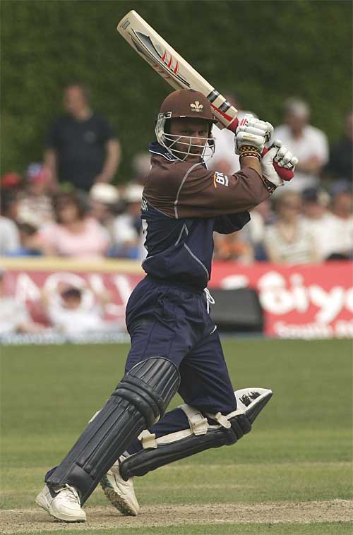 Mark Ramprakash powered to 77 | ESPNcricinfo.com