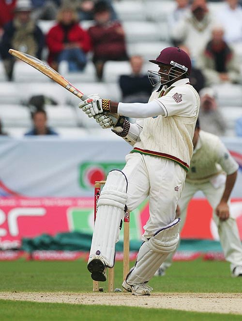 Shivnarine Chanderpaul pulls through midwicket | ESPNcricinfo.com