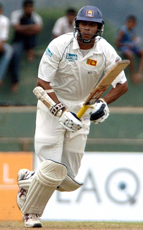 Michael Vandort plays a on drive | ESPNcricinfo.com