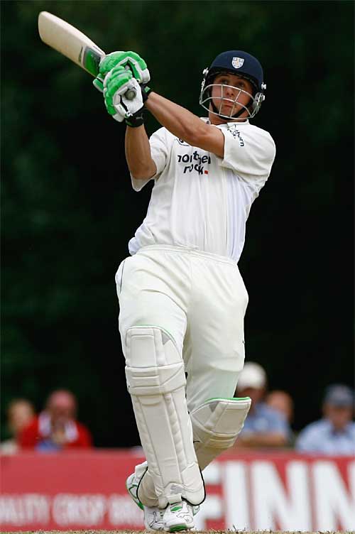 Phil Mustard made 35 as Durham struggled on the opening day ...
