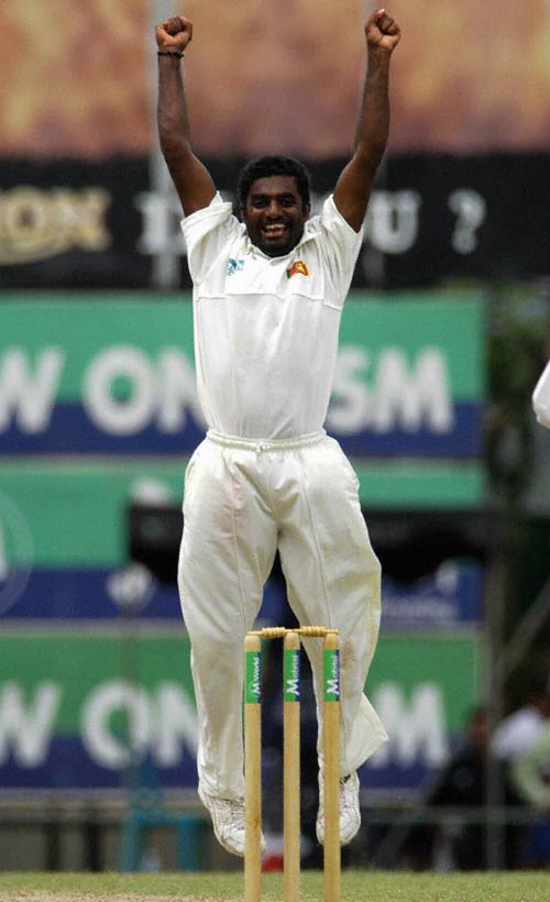 Muttiah Muralitharan celebrates his 500th Test wicket | ESPNcricinfo.com