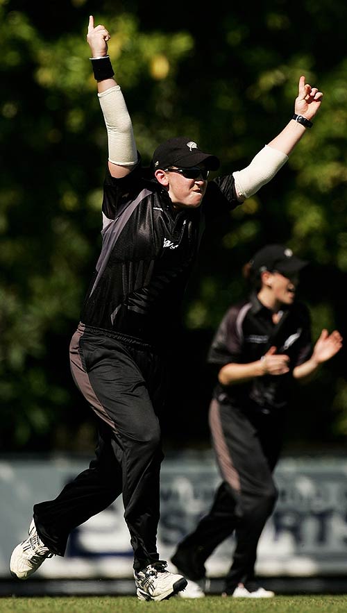 Maria Fahey celebrates a wicket | ESPNcricinfo.com