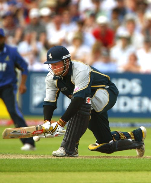 Robert Key tries the reverse-sweep | ESPNcricinfo.com