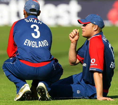 Andrew Flintoff takes a sweet break | ESPNcricinfo.com